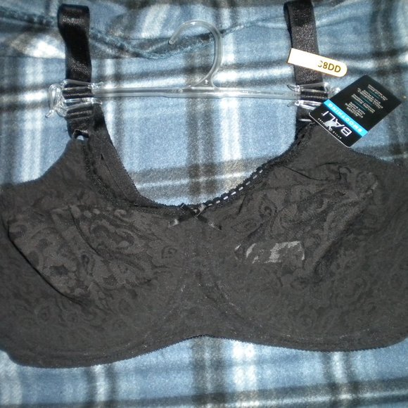 Bali | Intimates & Sleepwear | Bali Lace N Smooth 2ply Seamless ...